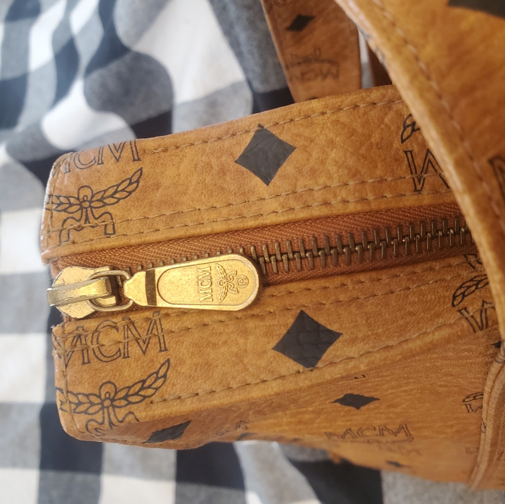 Authentic Mcm Visetoes Cognac Monogram Bag - Gem